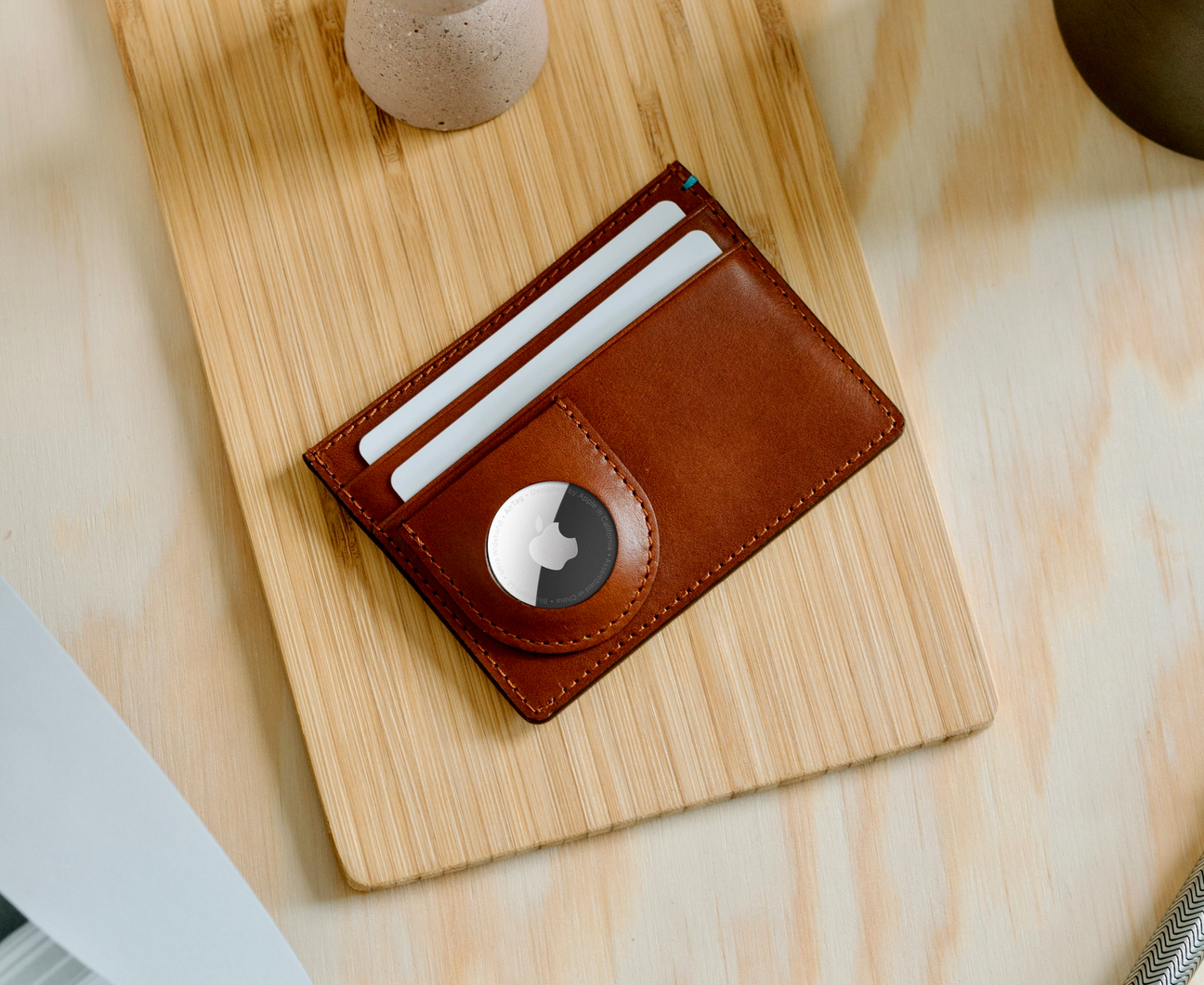 The Toscano Italian Leather AirTag Wallet - Tuscan Tan – Bluebonnet Case