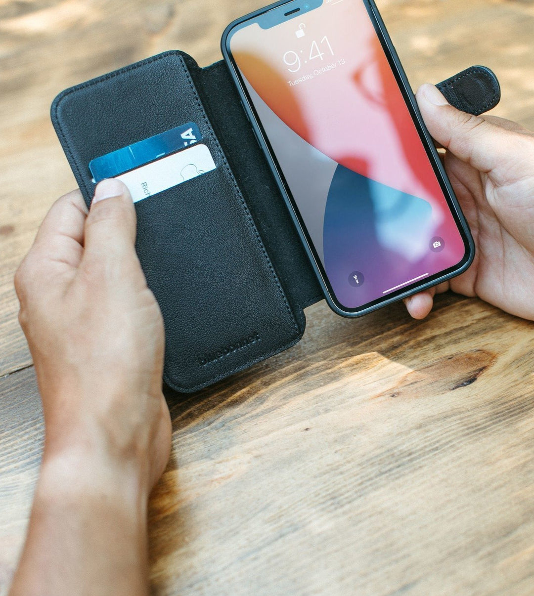 Executive Leather iPhone Wallet Case | Wireless Charging (Black ...